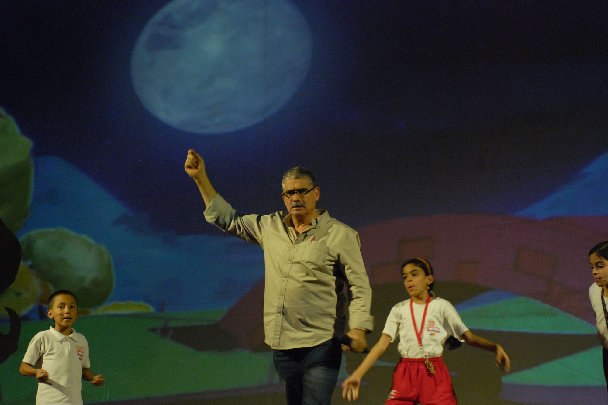 Pedro Lander, director de teatro de niños, para niños – Fundarte