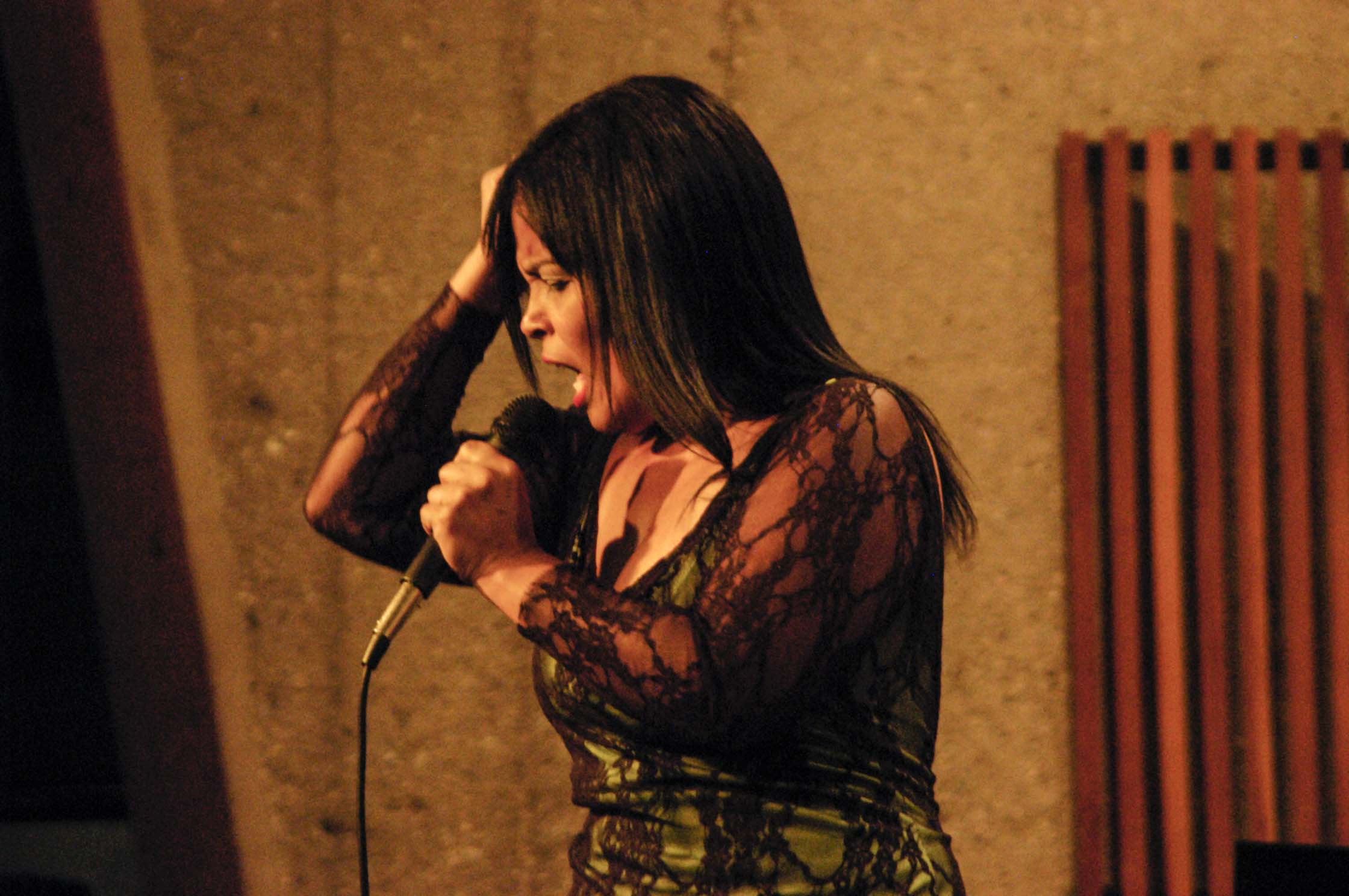 Luis Felipe Izquierdo fue homenajeado tras 25 años de canto a Gardel ...